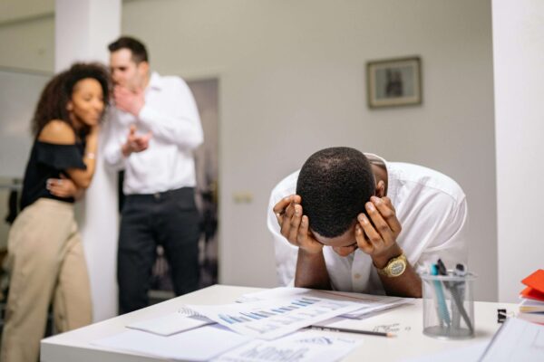 Peer Pressure: What It Is, How to Identify It, and How to Overcome It ...