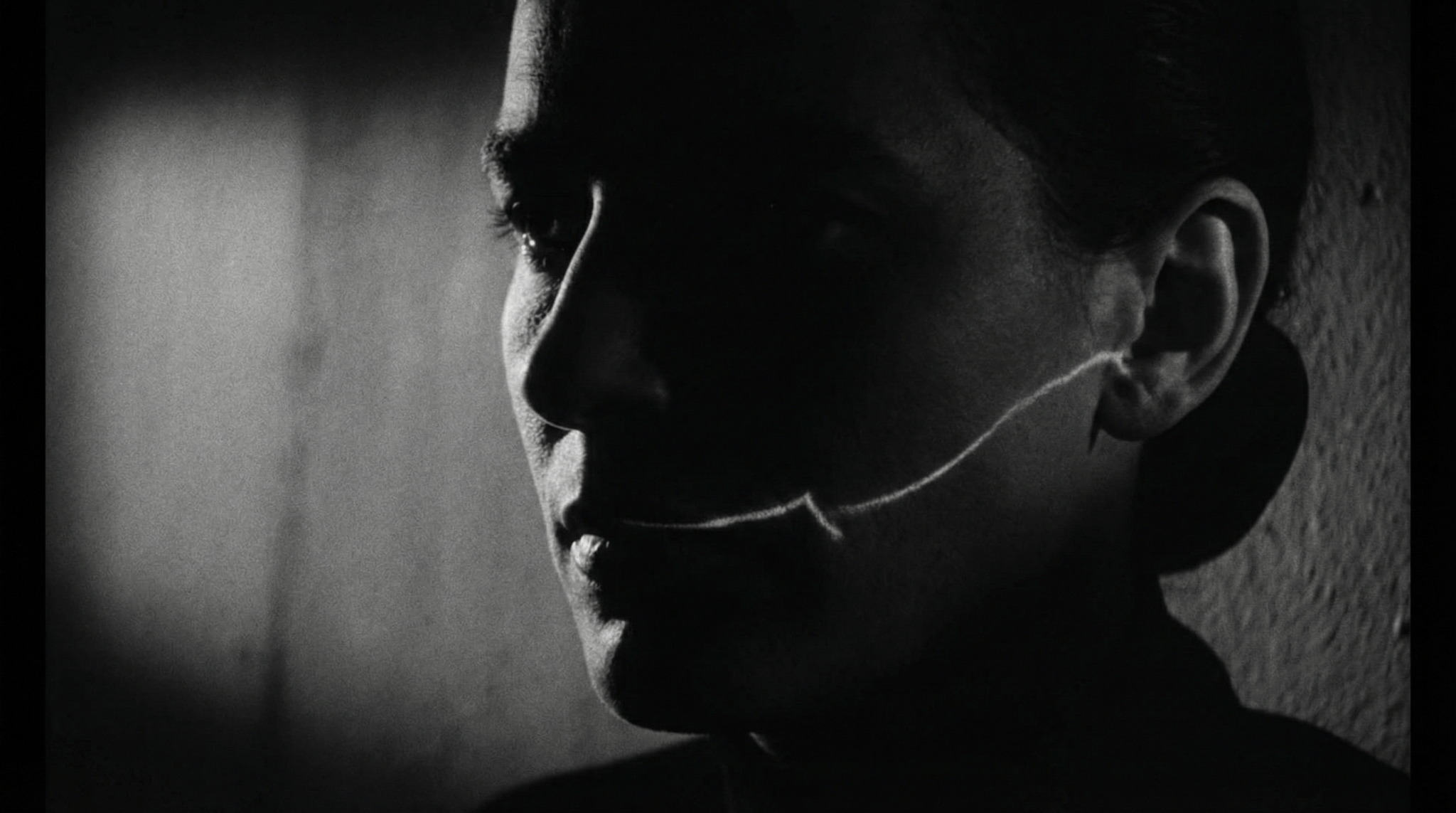 What Does the Glasgow Smile Mean? - Medihertz Frequencies